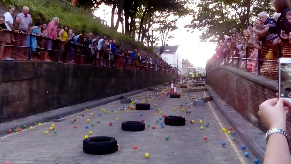 The Ball Race Returns! - Filey